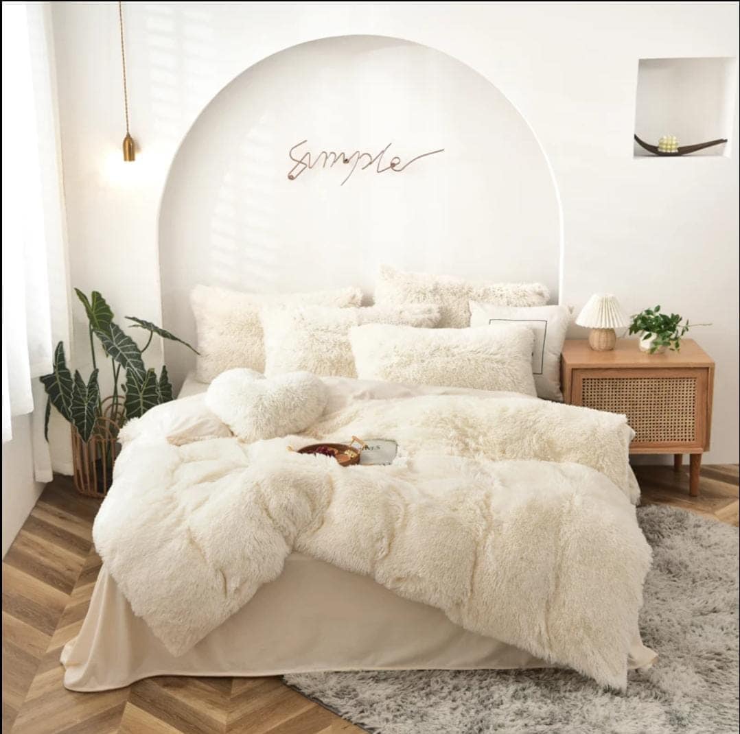 6pc Luxury Designs Velvet plush Fluffy Duvet set – Athena Interiors